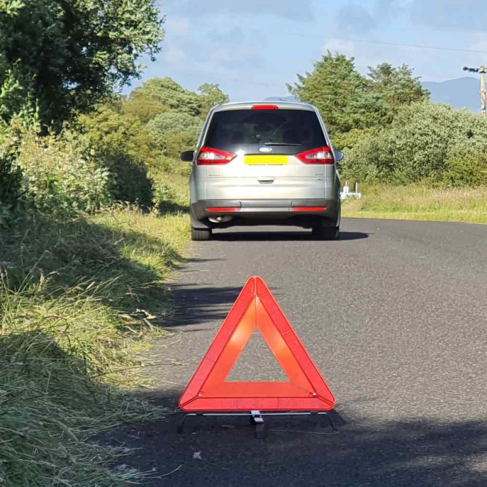 Portwest HV10 Folding Vehicle Warning Triangle - redoakdirect.com